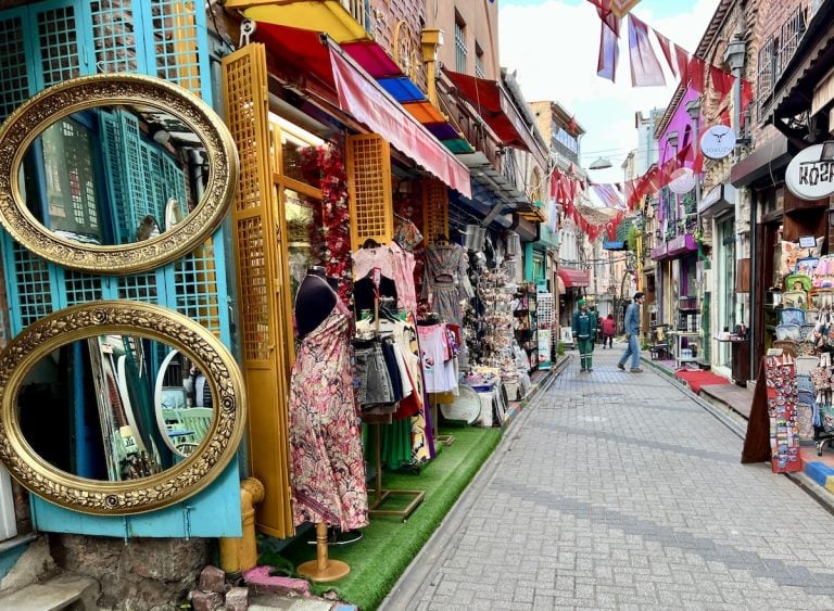 Balat Travel Guide: 25+ Things To Do in Istanbul’s Colorful ...