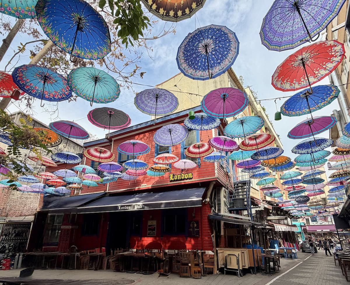 35+ Amazing Things To Do in Kadikoy, Istanbul (From a Local!) - Let's ...